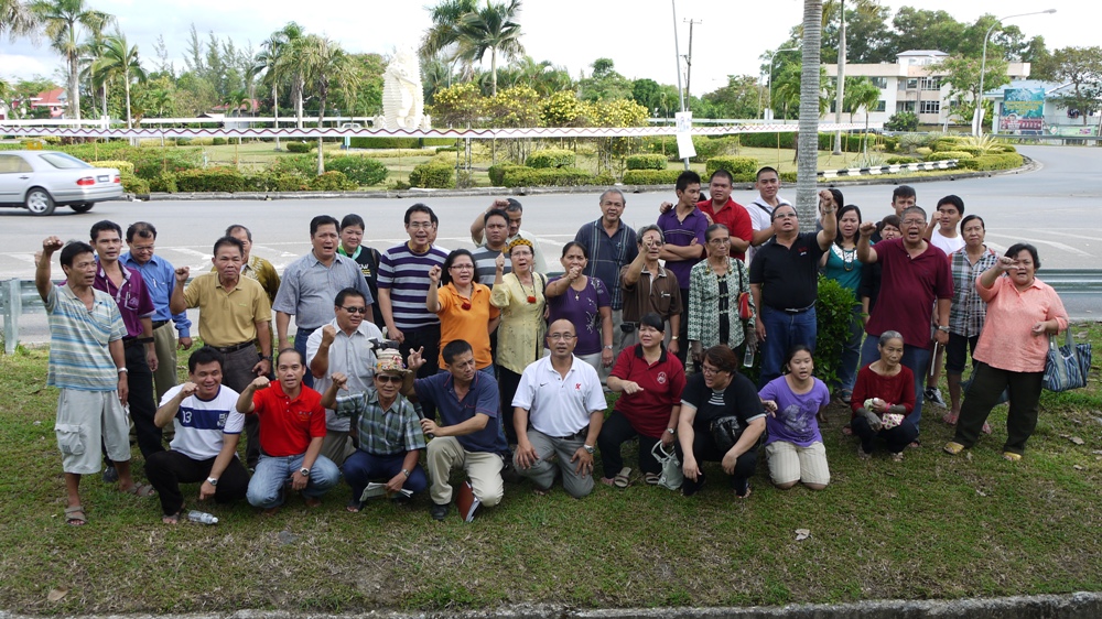 Baram Residents Place Pressure on Community Leaders to Resign If They ...